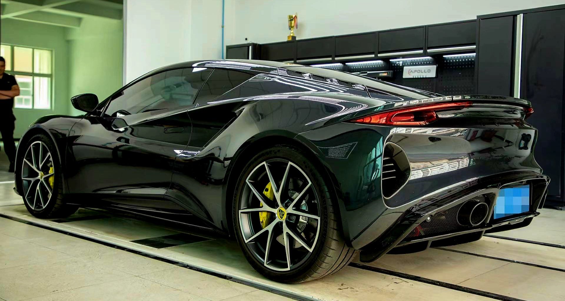 Carbon Side Outlets rear für Emira | 6113-005